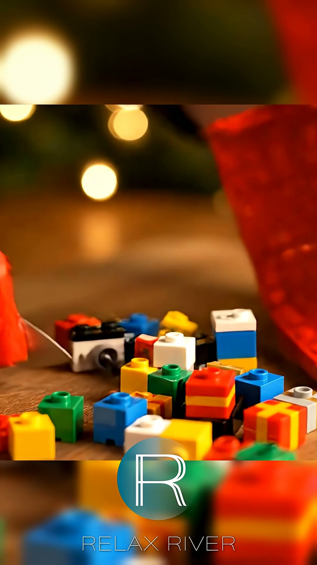 Slicing LEGO Christmas gifts 🎄🎁 — bricks spill out | AI ASMR short