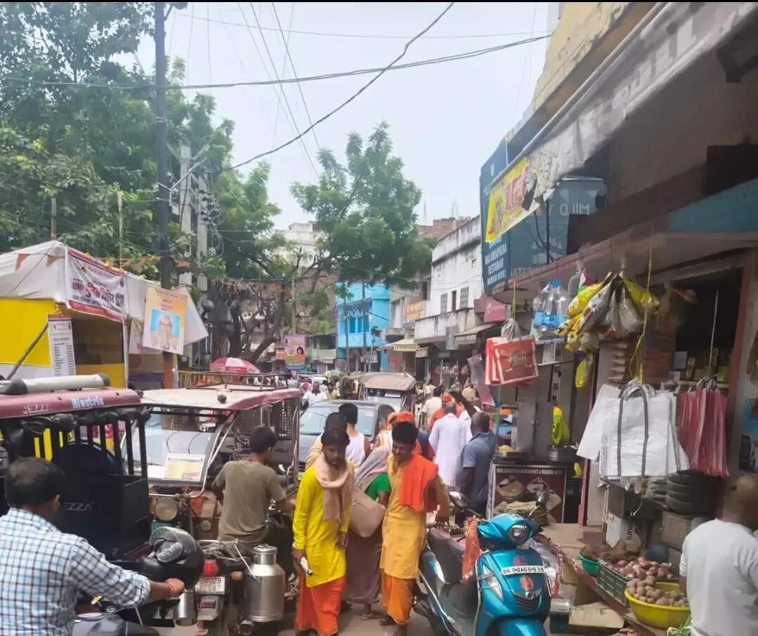 Gaya strained by manual traffic control amid chronic congestion