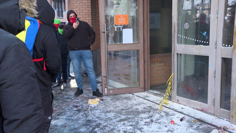 Bâtiment et bureaux saccagés par des manifestants à Namur : tous les ...