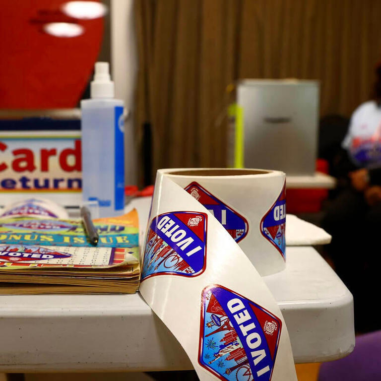 Nevada's first-in-the-nation primary bid gets boost from Latino Victory