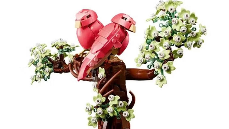 LEGO introduces new first pink block color in over 20 years