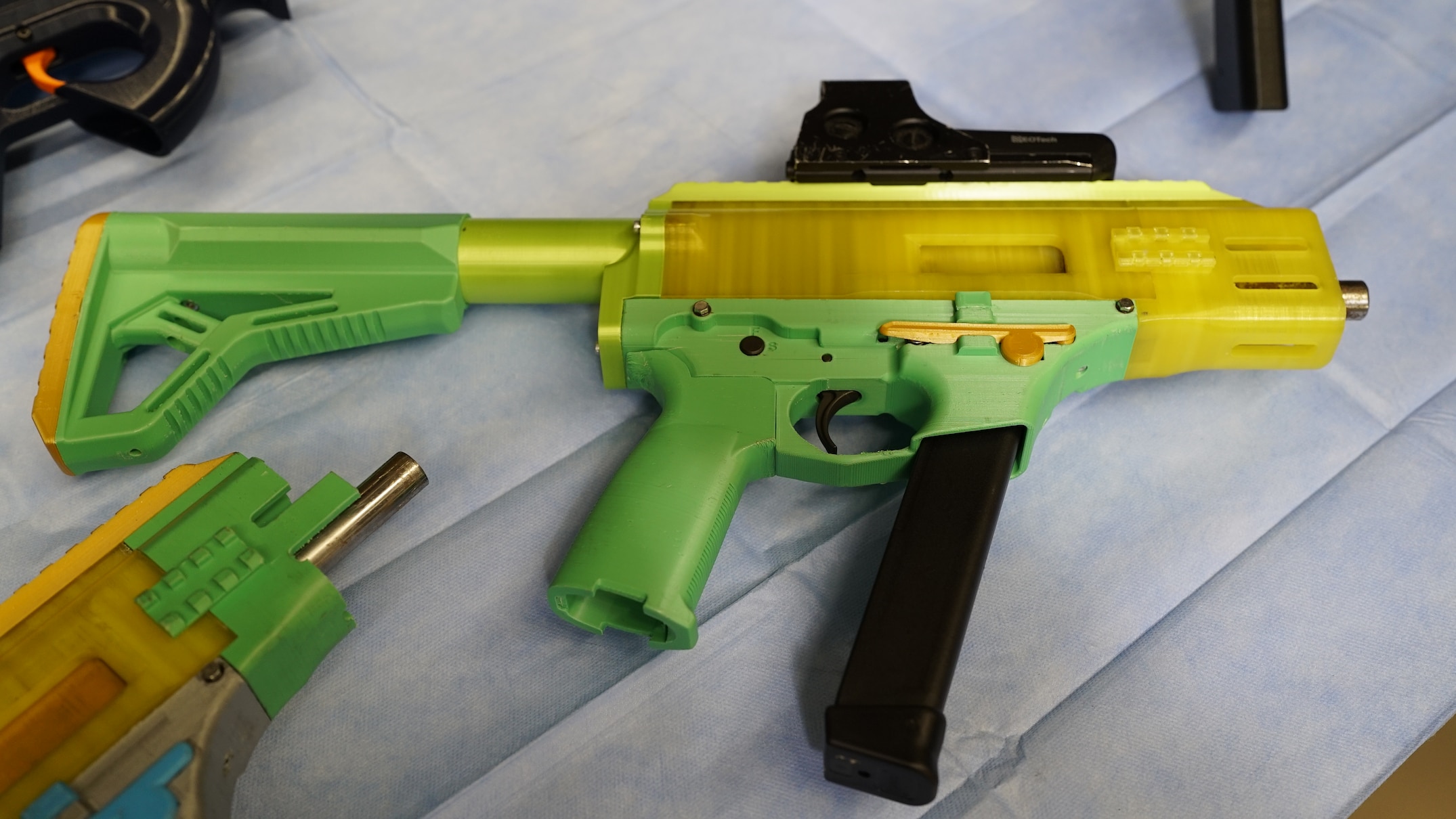 Push for retailers to play role in 3D-printed gun crackdown after Bondi ...