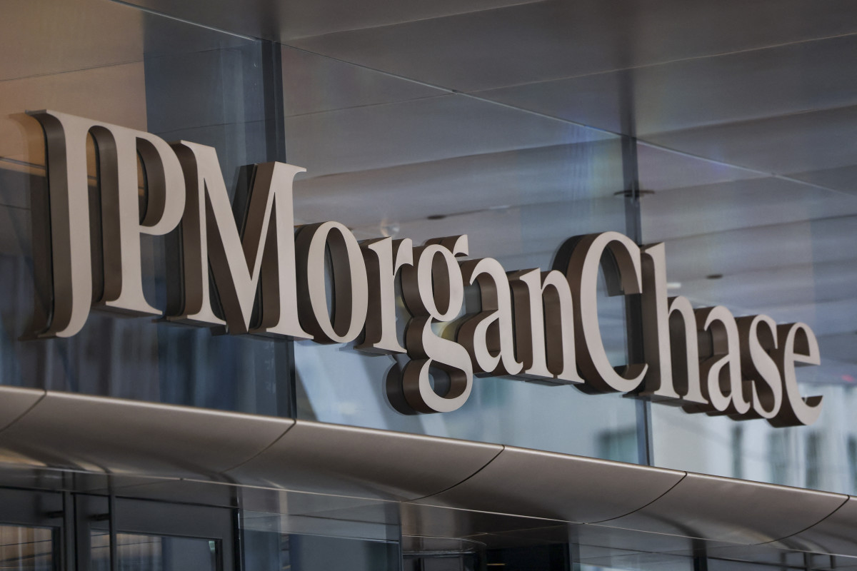 JP Morgan revamps gold price target for 2026