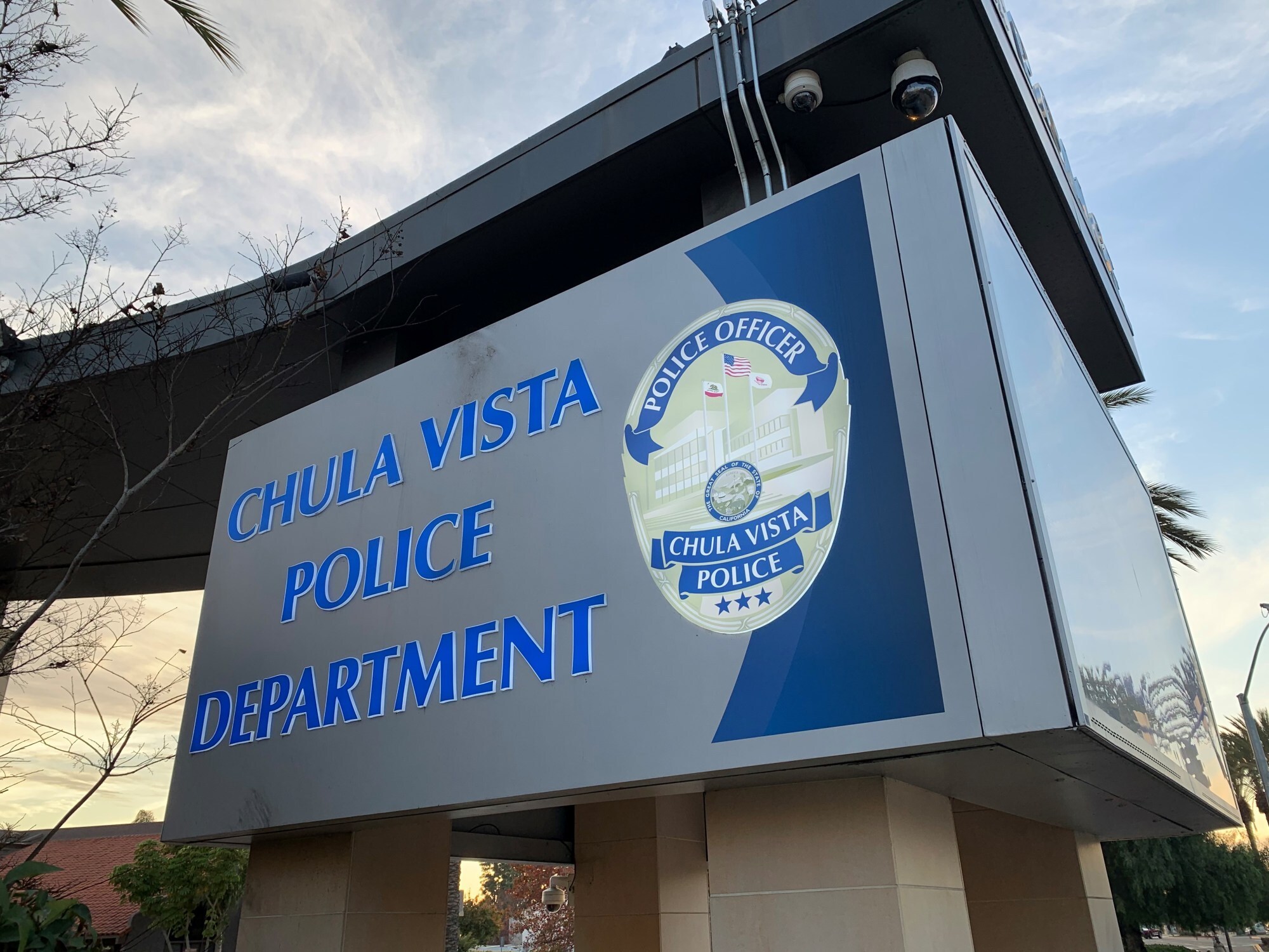 Suspect shot after opening fire on Chula Vista police in Spring Valley