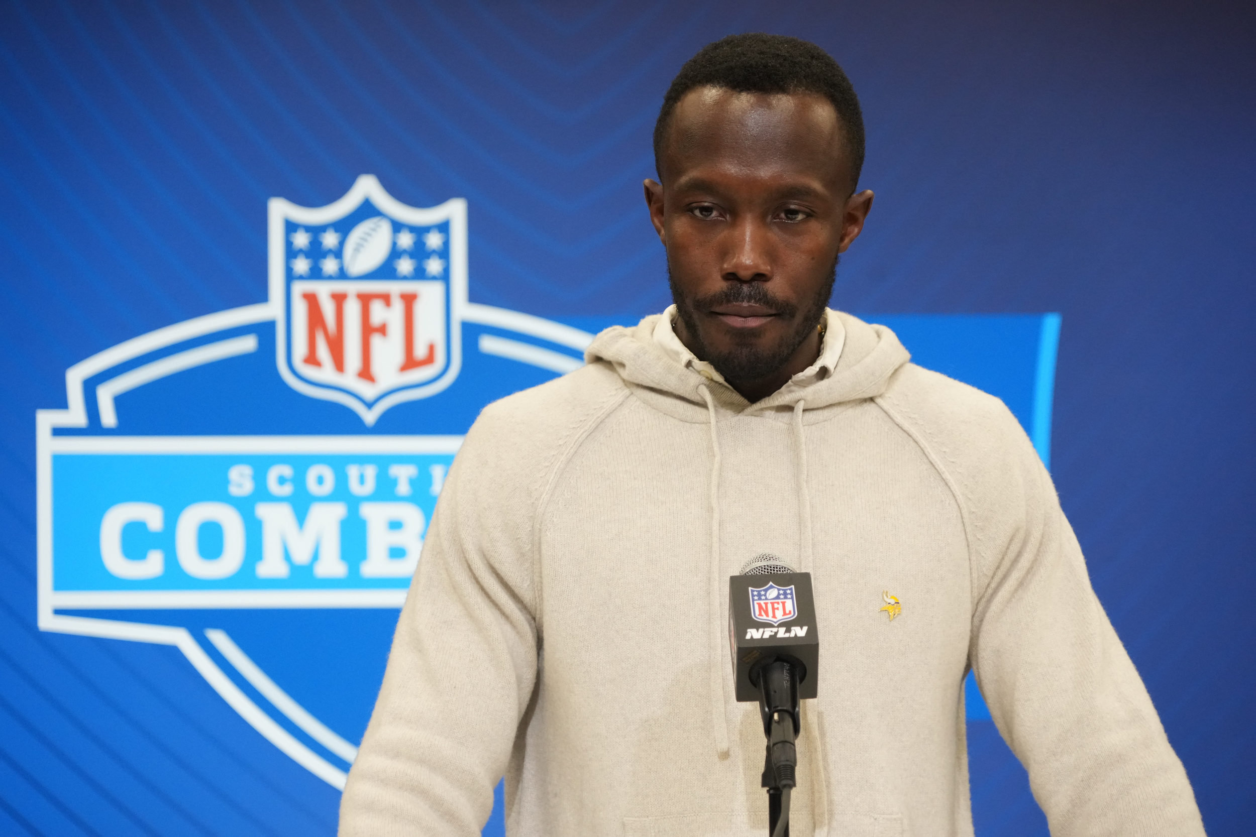 Vikings fire GM Kwesi Adofo-Mensah