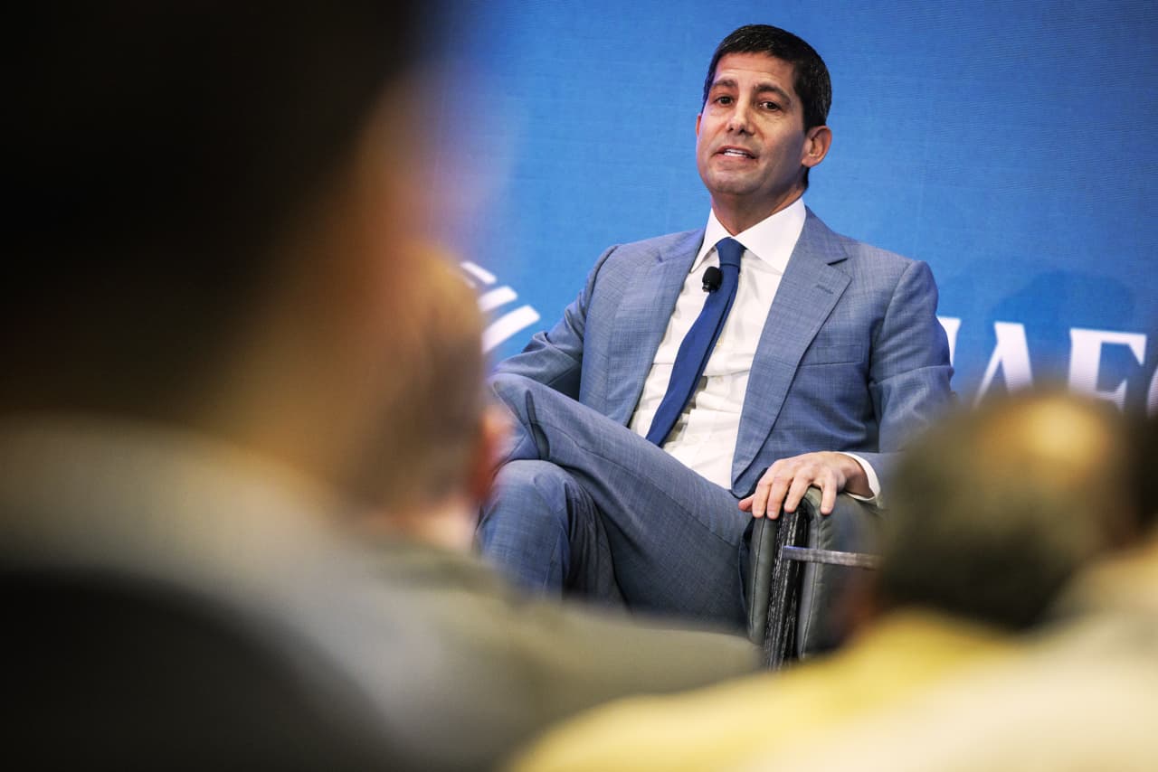 What a Warsh Fed Would Mean for Interest Rates and Inflation Policy