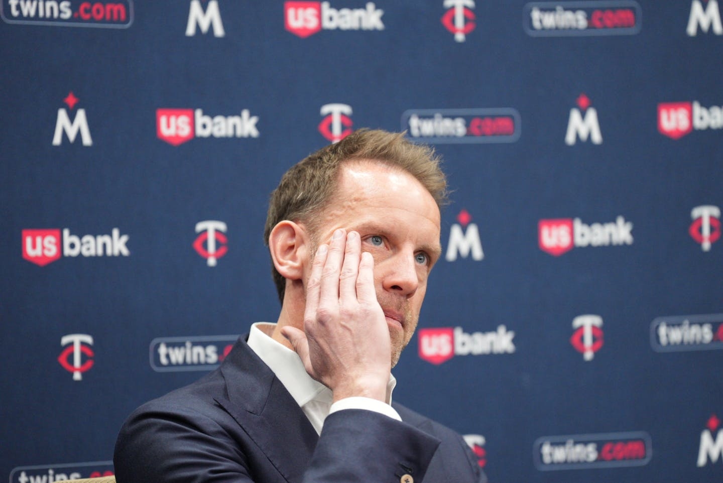 Souhan: Twins’ brain drain continues with departure of Derek Falvey