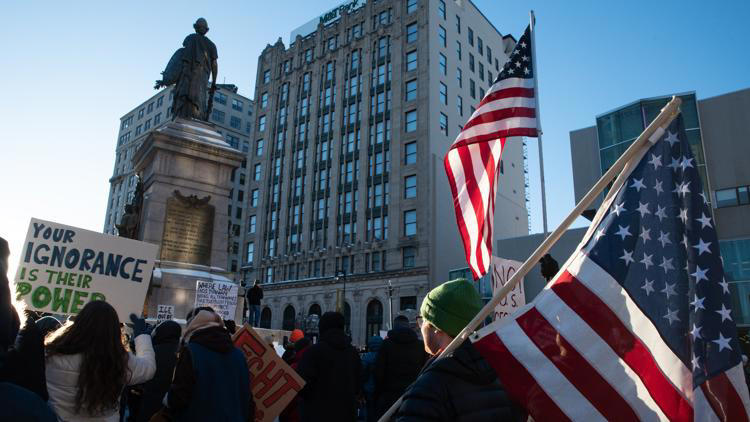 Over a thousand protesters take to downtown Portland, calling for no ...