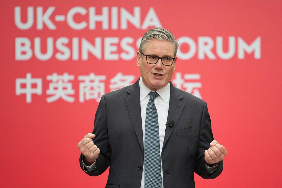 Tourist tax blamed for £1.3billion loss to the UK economy in Chinese ...