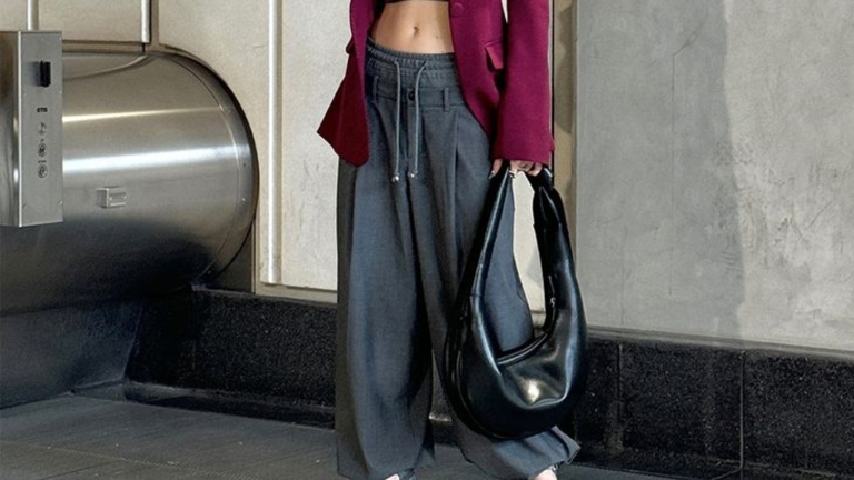 Why crescent hobo bags are this week’s best-selling trend?