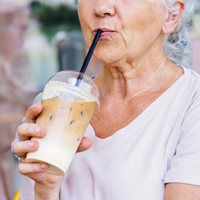 2 high-sugar drinks that can lead to 'deeper wrinkles': Soda, more