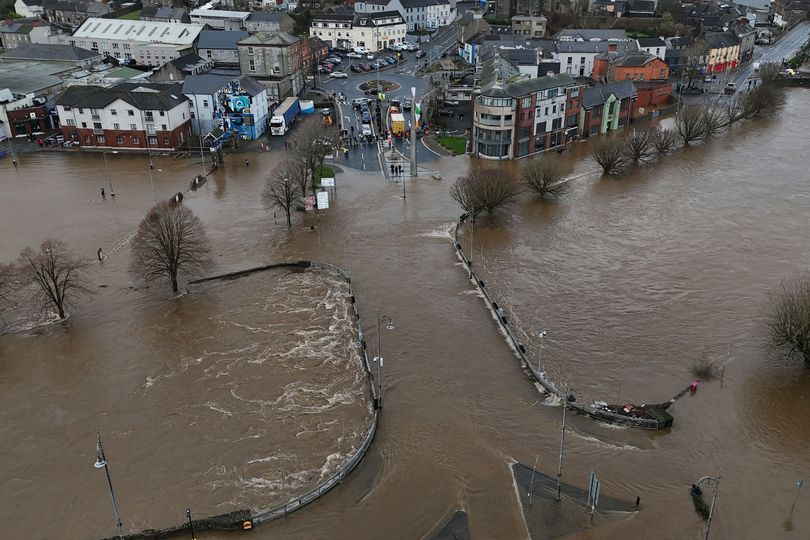 River Slaney bursts its banks in Enniscorthy for second time