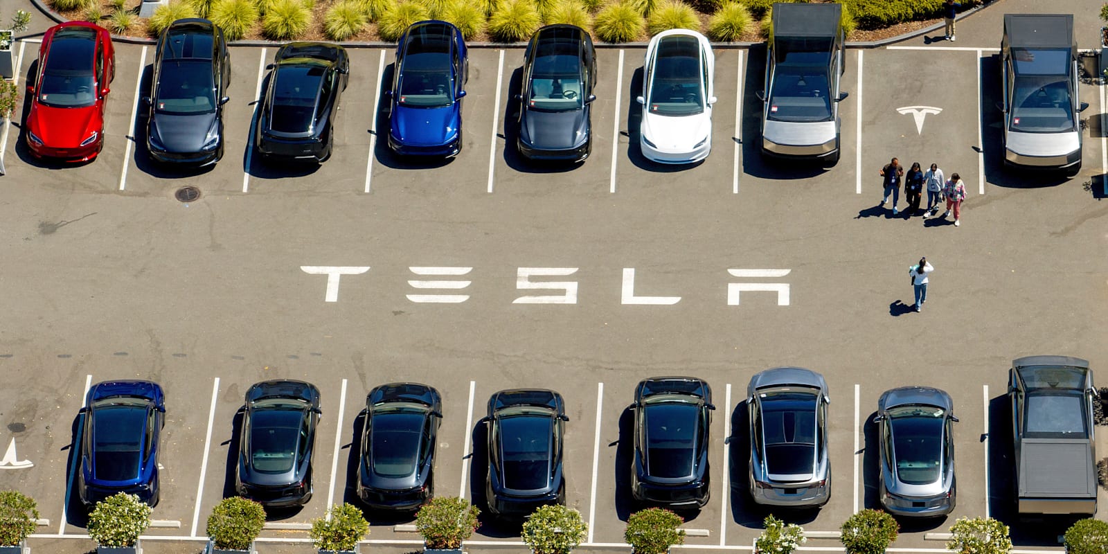 Wall Street: Tesla inte längre ett bilföretag