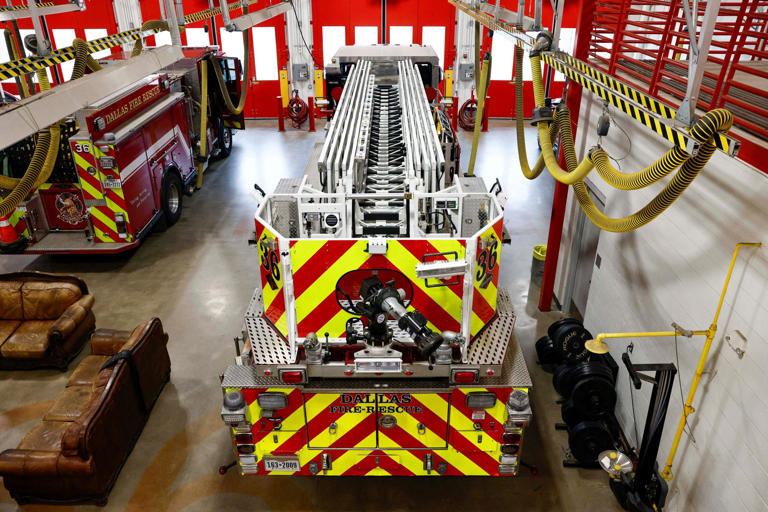 As winter storm hits Dallas-Fort Worth, fire safety experts have tips ...