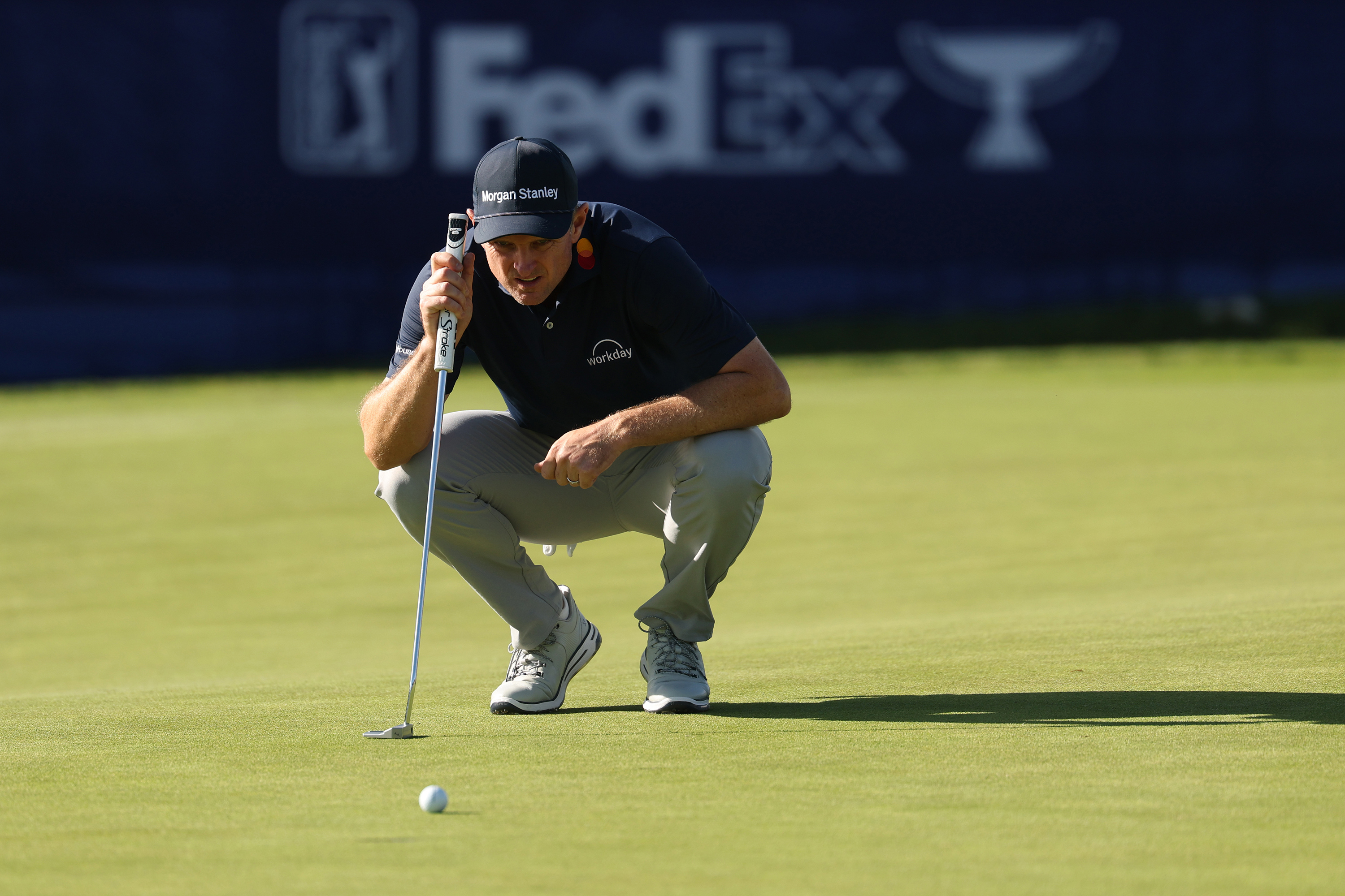 Justin Rose sets record pace for 4-shot lead in Farmers Insurance Open