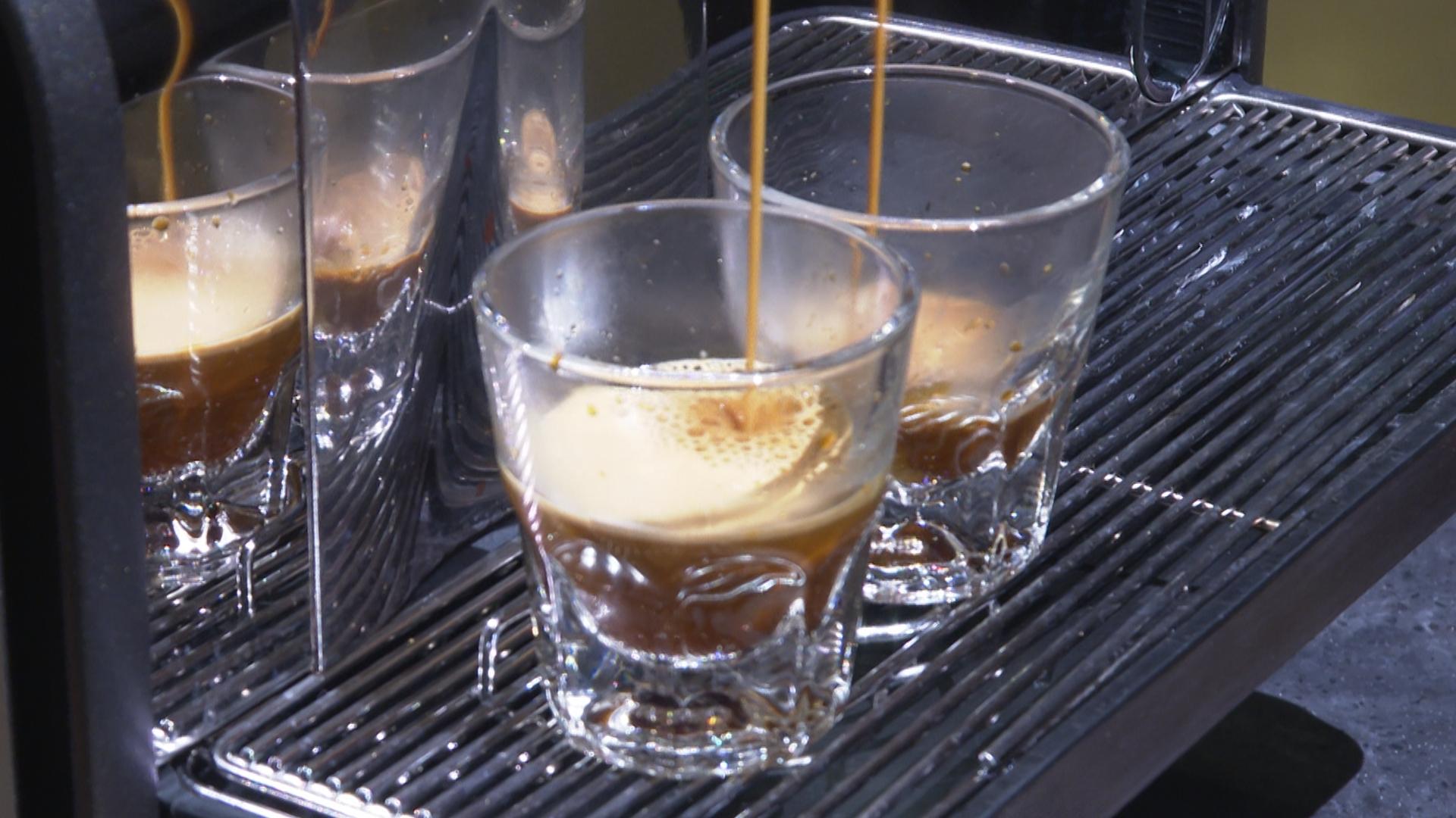 Starbucks wants to win back customers, but growing US competition will ...