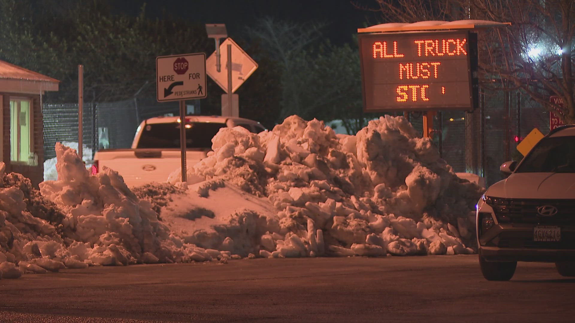 Snowcrete battle in Prince George's County: Residents struggle as plows ...