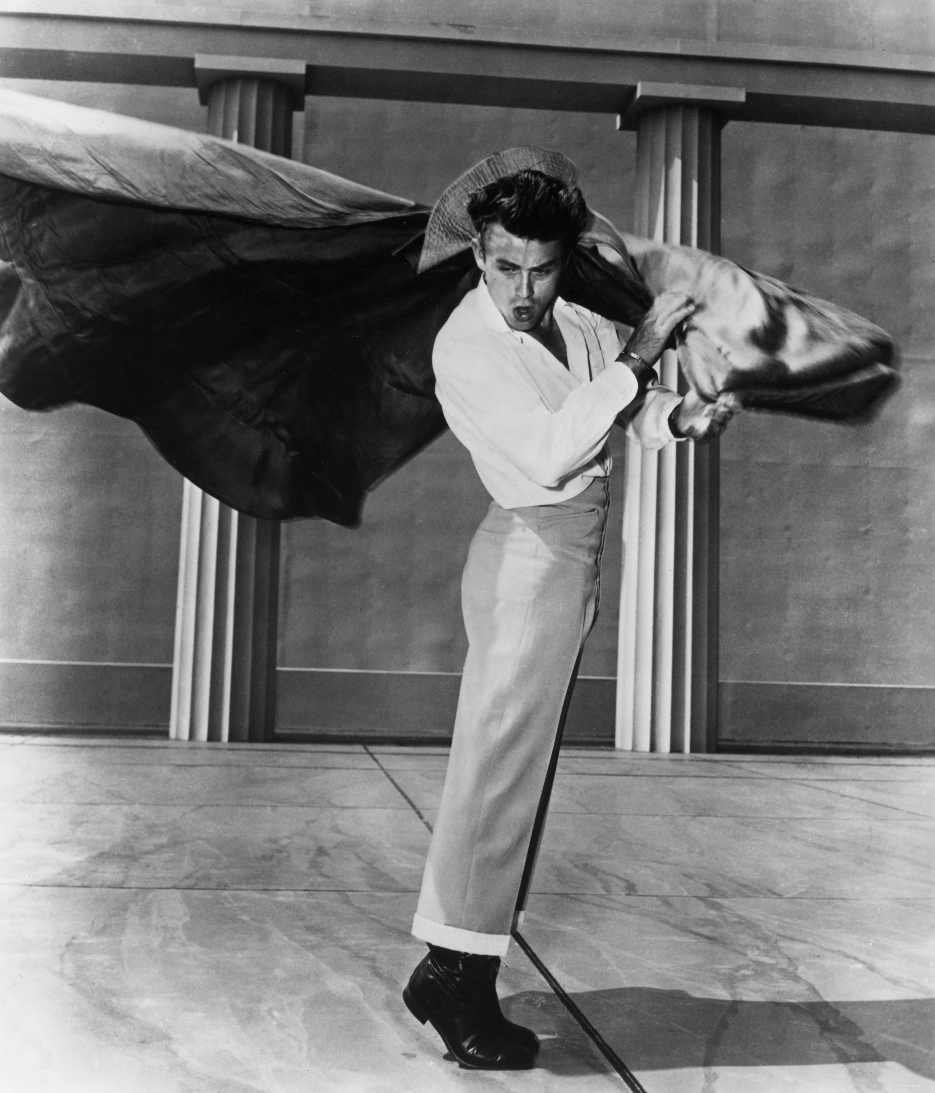 Un padre que le abandonó, una madre fallecida y una confesión a ...