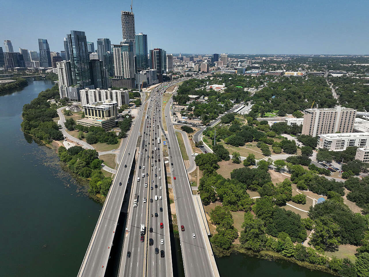 TxDOT to permanently close two exits on I-35 for expansion project