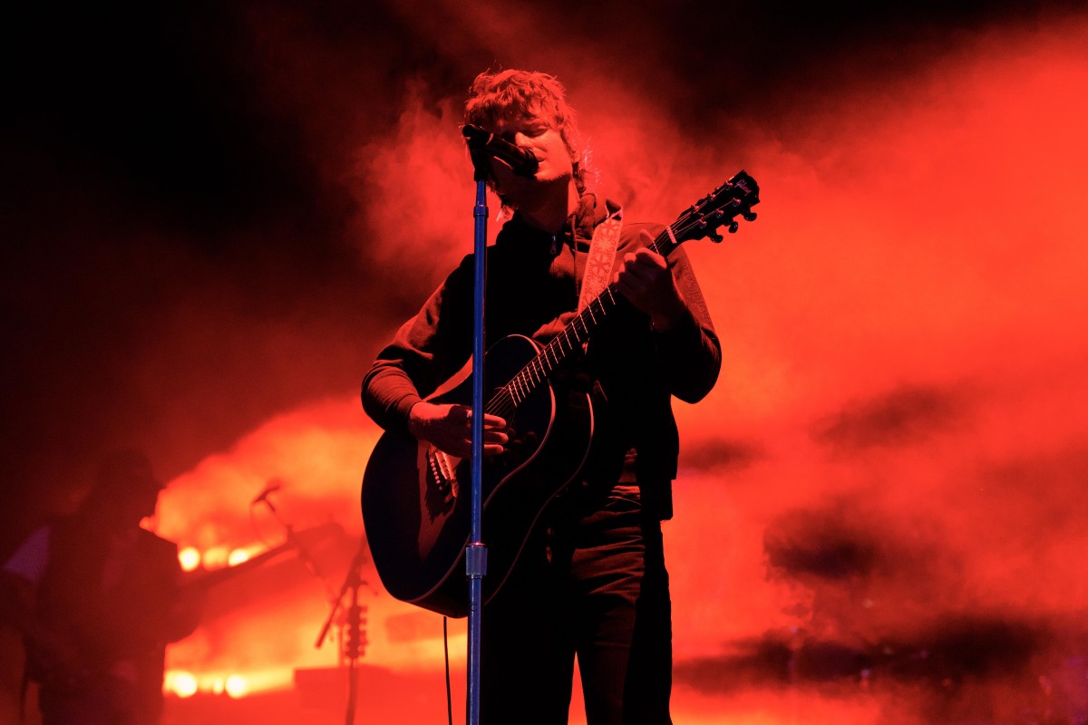 'Stranger Things' star's hit song tops global Spotify for 30 ...