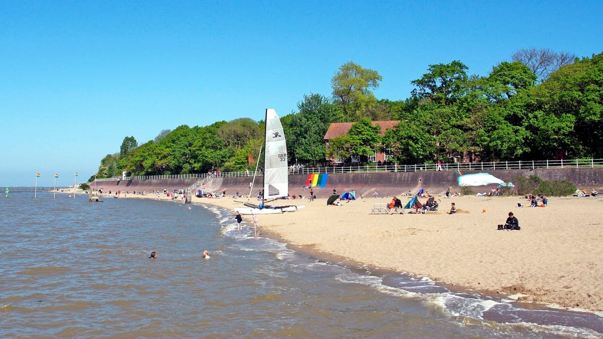 Nordseestrand und Mini-Kneipe: Dieser Ort überrascht