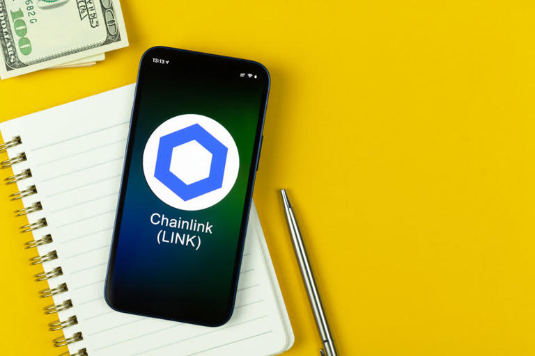 Chainlink price analysis: reserve growth and whale accumulation shape ...