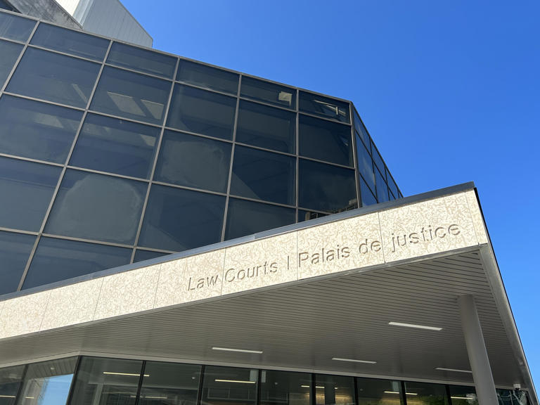 4 ans et demi de prison pour Matthews Raymond James Stevens pour une ...