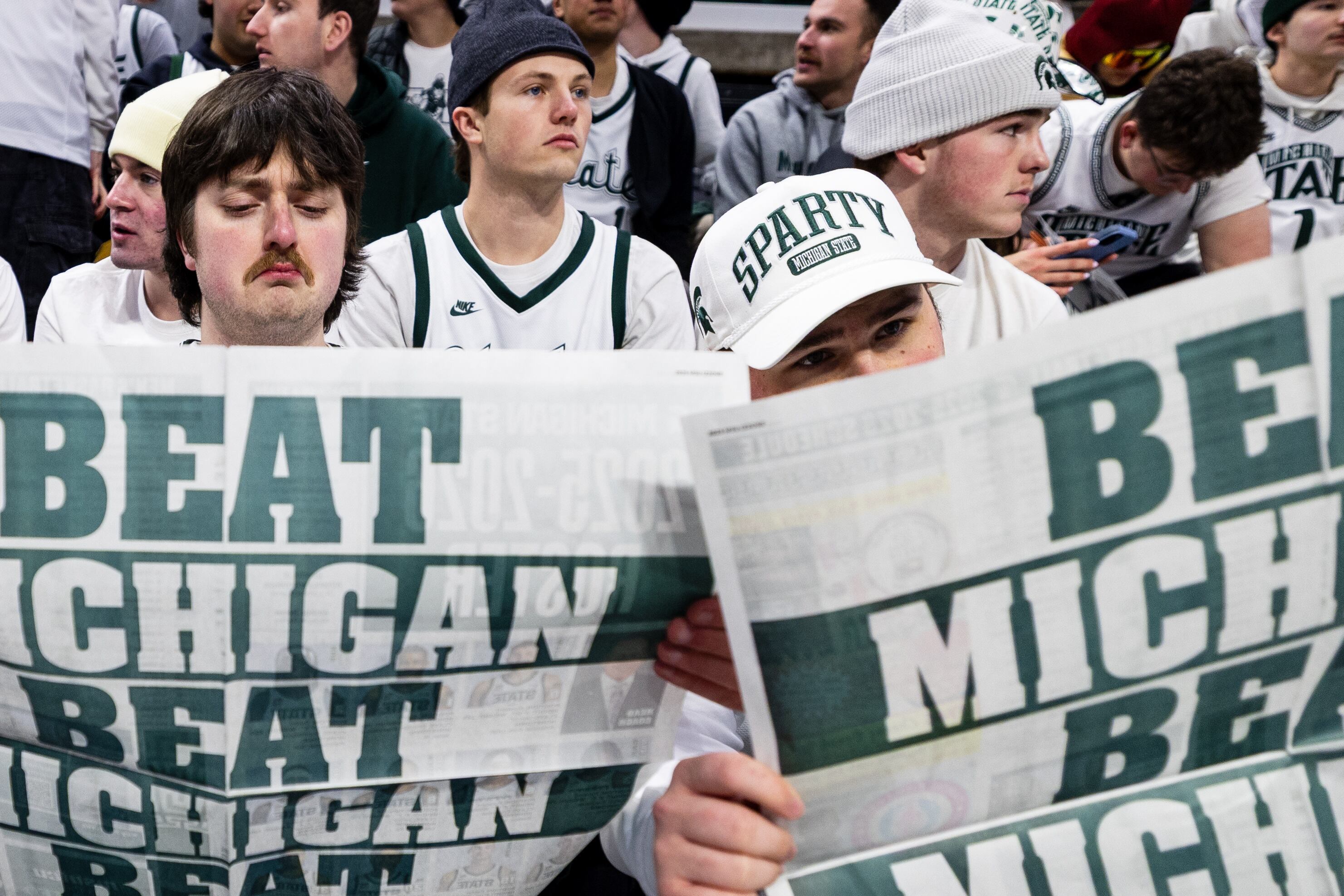 See video as Izzone fans fire up before No. 7 Michigan State’s rivalry ...