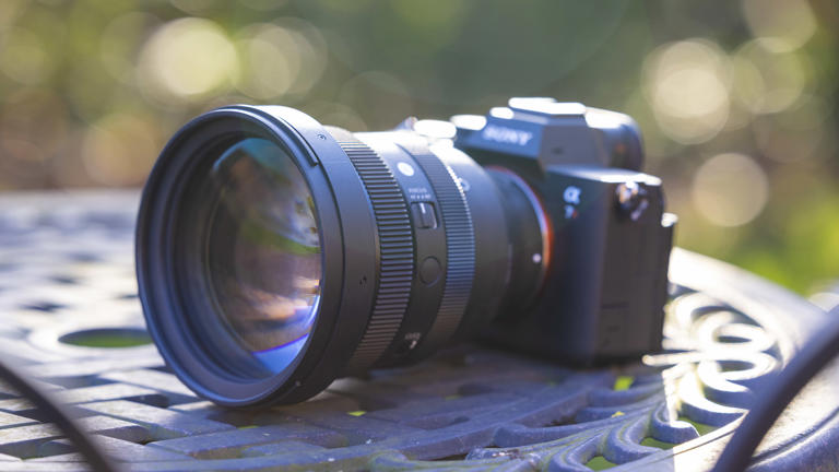 The price of perfection – why I would lug the 3-pound Sigma 135mm f/1.4 ...