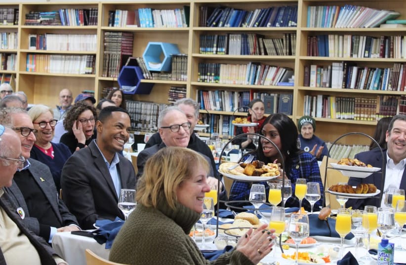 Ritchie Torres challenger takes aim at Bronx 'Zionist millionaires' in ...