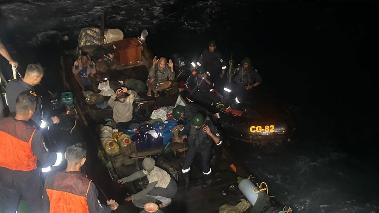 Andaman & Nicobar Command nabs nine poachers in Northern Andaman Sea