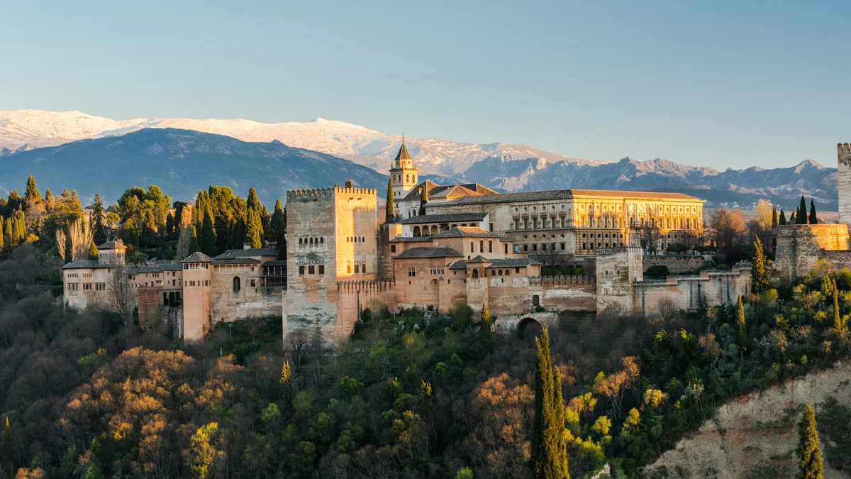 Luz verde a la mejora del pabellón de entrada de la Alhambra