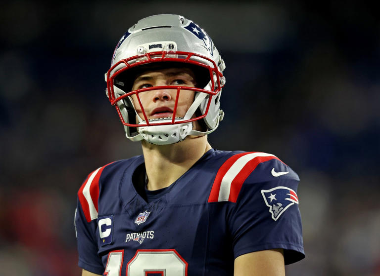 Patriots QB Drake Maye among nine 'questionable' on bye week injury report