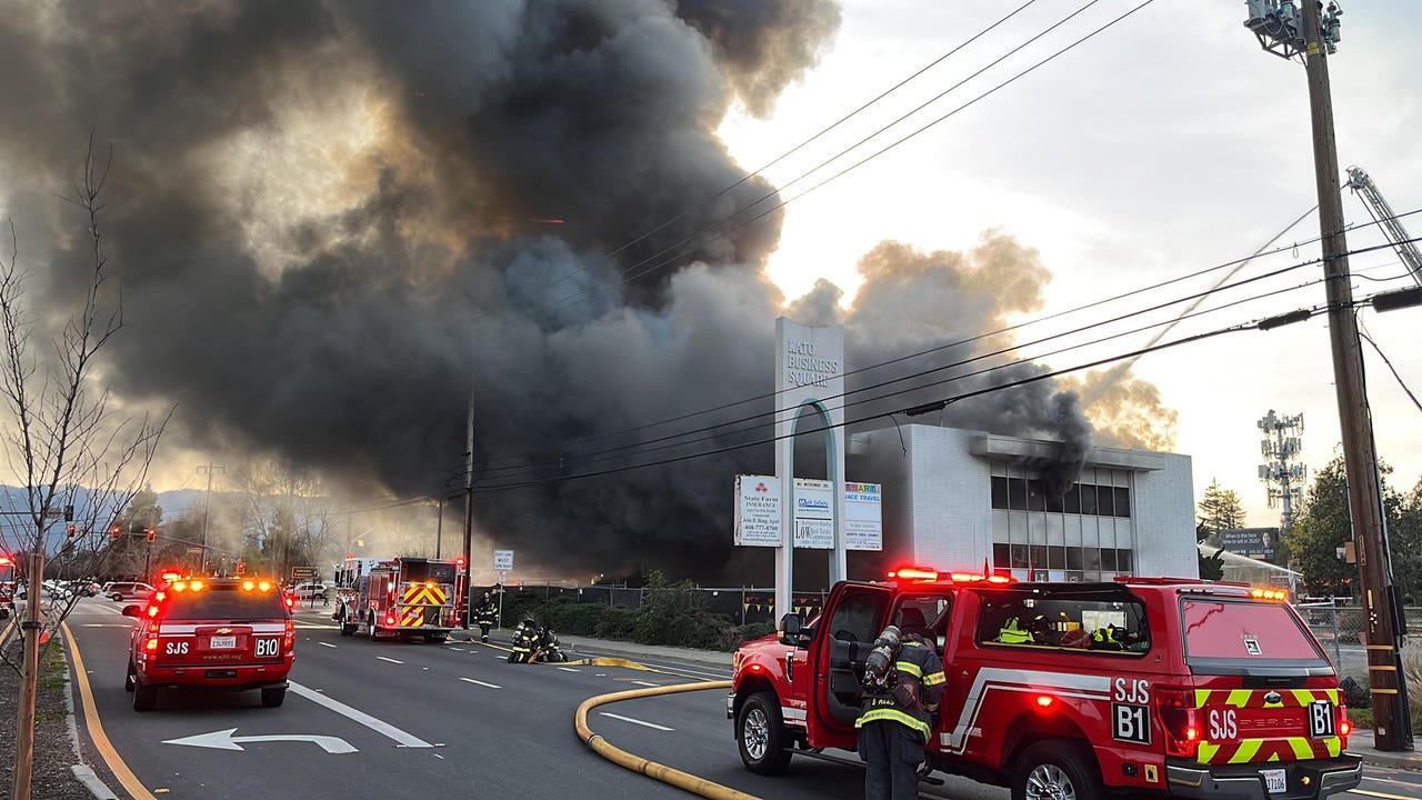 Vacant structure on fire in San Jose