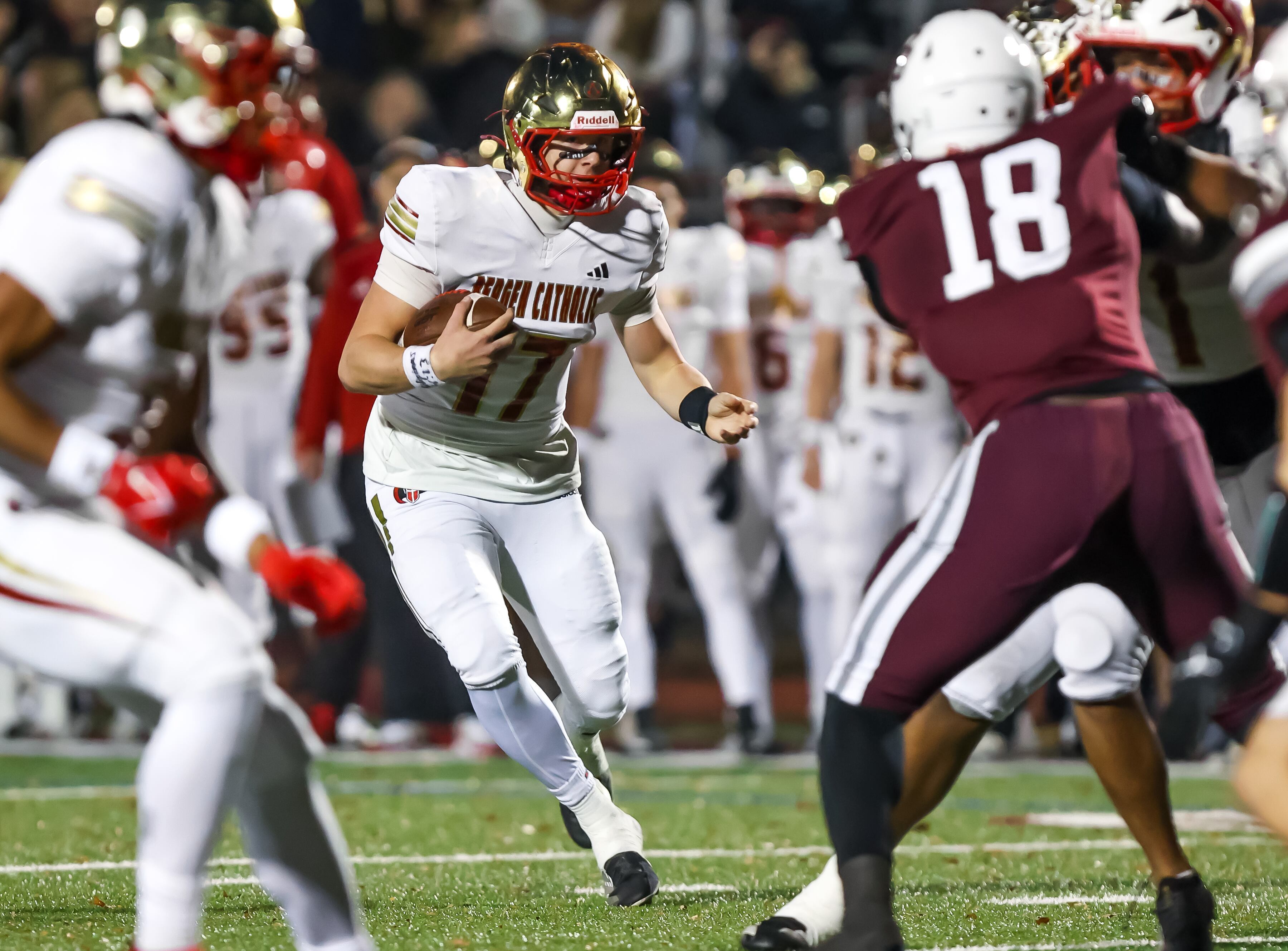 Son of NFL standout, grandson of Super Bowl-winning coach transfers to ...