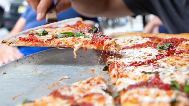 Anthony Bourdain's favorite pizza in NYC came from this Brooklyn pizzeria