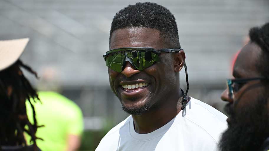 Ernie Sims will have a productive linebacker recruit in town for Junior Day