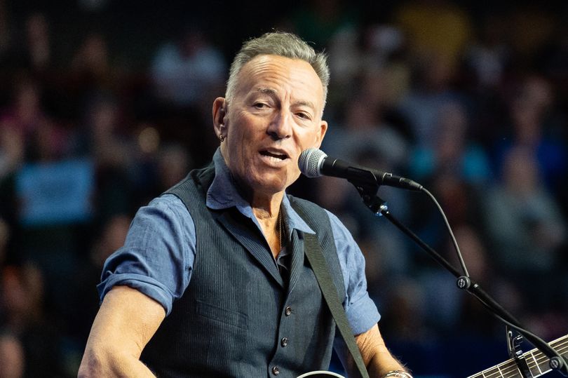 White House slams Bruce Springsteen's 'irrelevant opinion' as anti-ICE ...