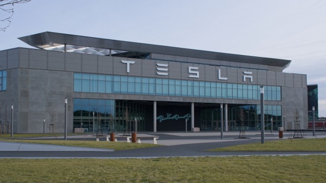 Tesla strikes game-changing agreement that could signal major strategy ...