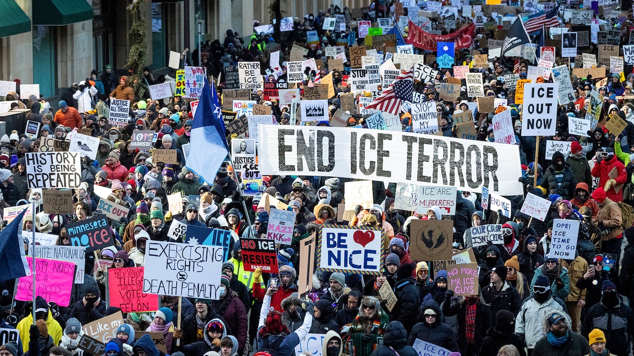 Massive anti-ICE protests in Minneapolis as agents arrest Don Lemon
