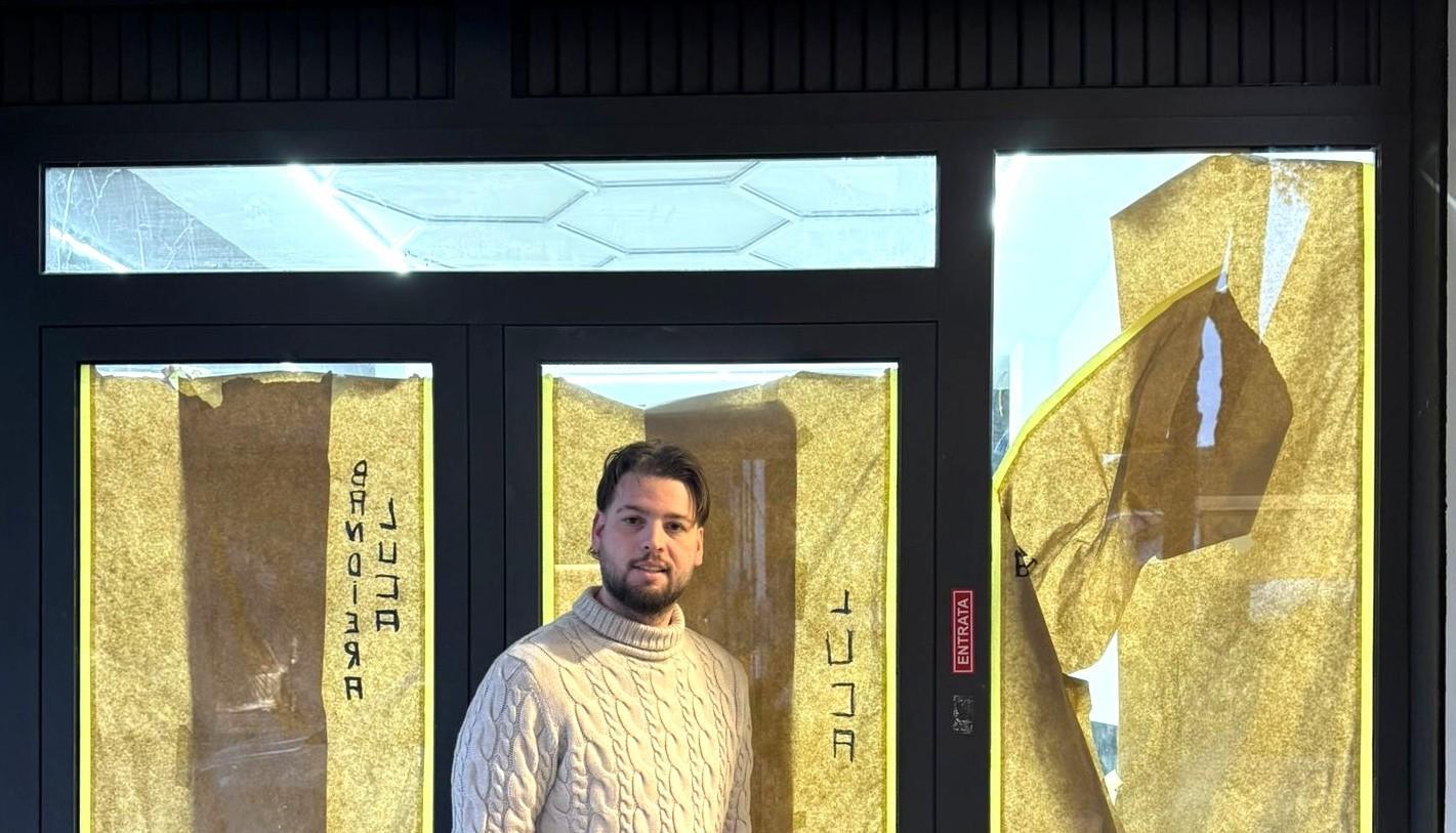 Enrico Candoli inaugura domani il 'Chicco Barber Shop'