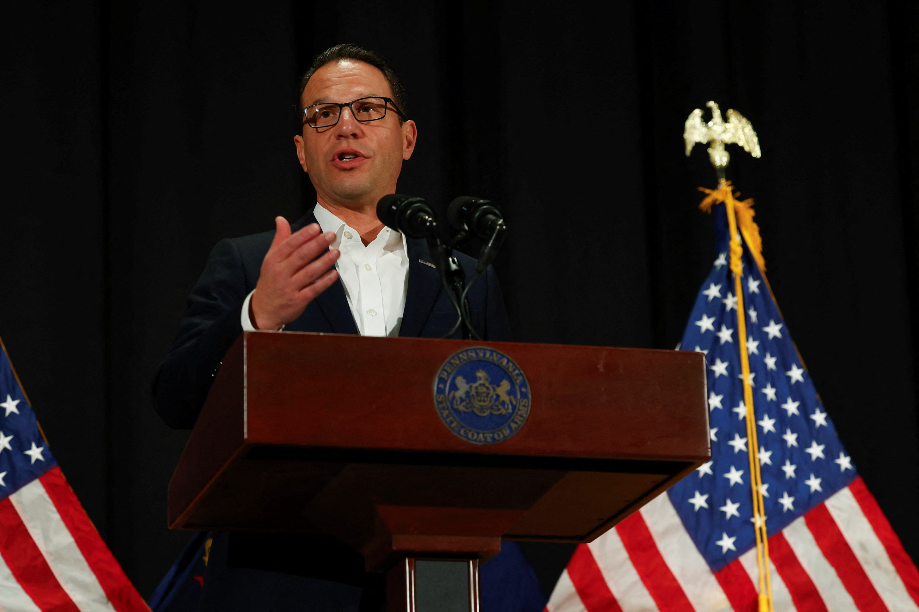 Josh Shapiro’s new memoir puts his Jewish identity at the center of his ...