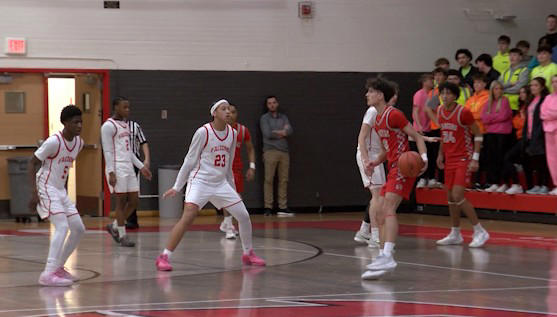 North Scott boys’ basketball takes down West, 48-47