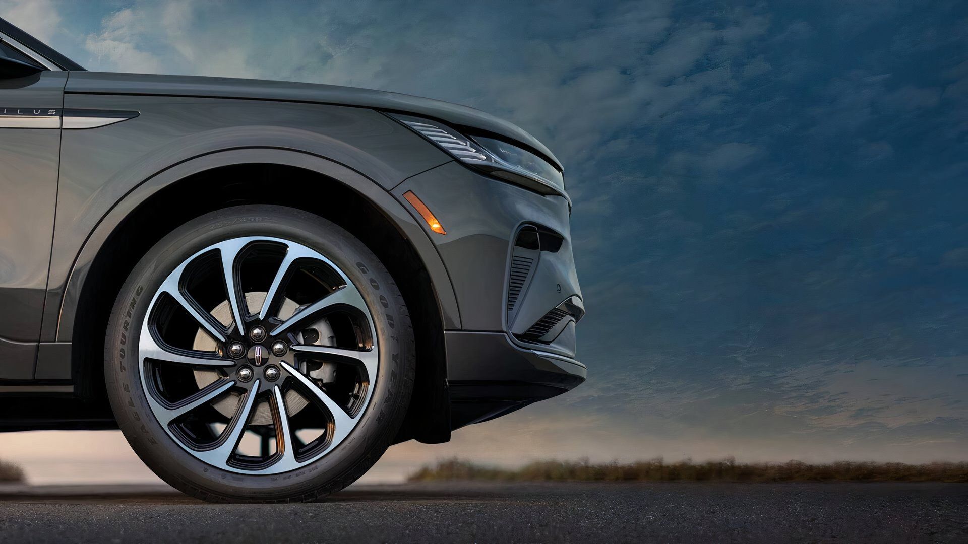 Lincoln's decision to build its bestselling SUV in China is becoming a ...