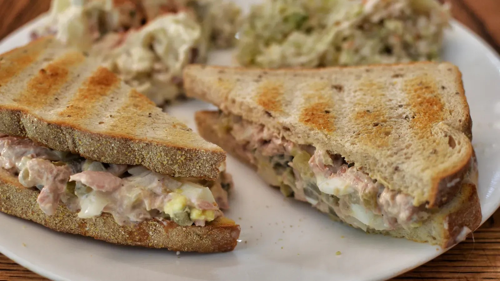 Food specialists say you should stop putting mayo in tuna sandwiches ...