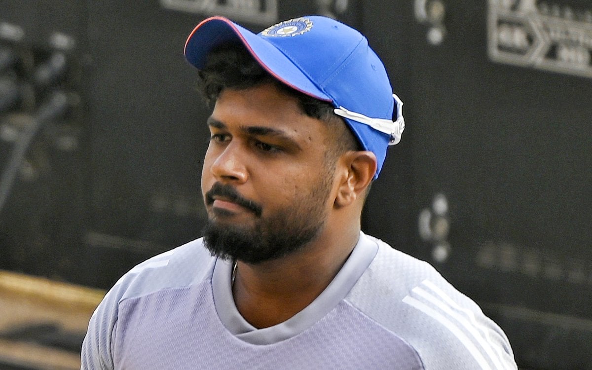 'It's going to be a thrill to watch': Tharoor excited for Sanju Samson ...