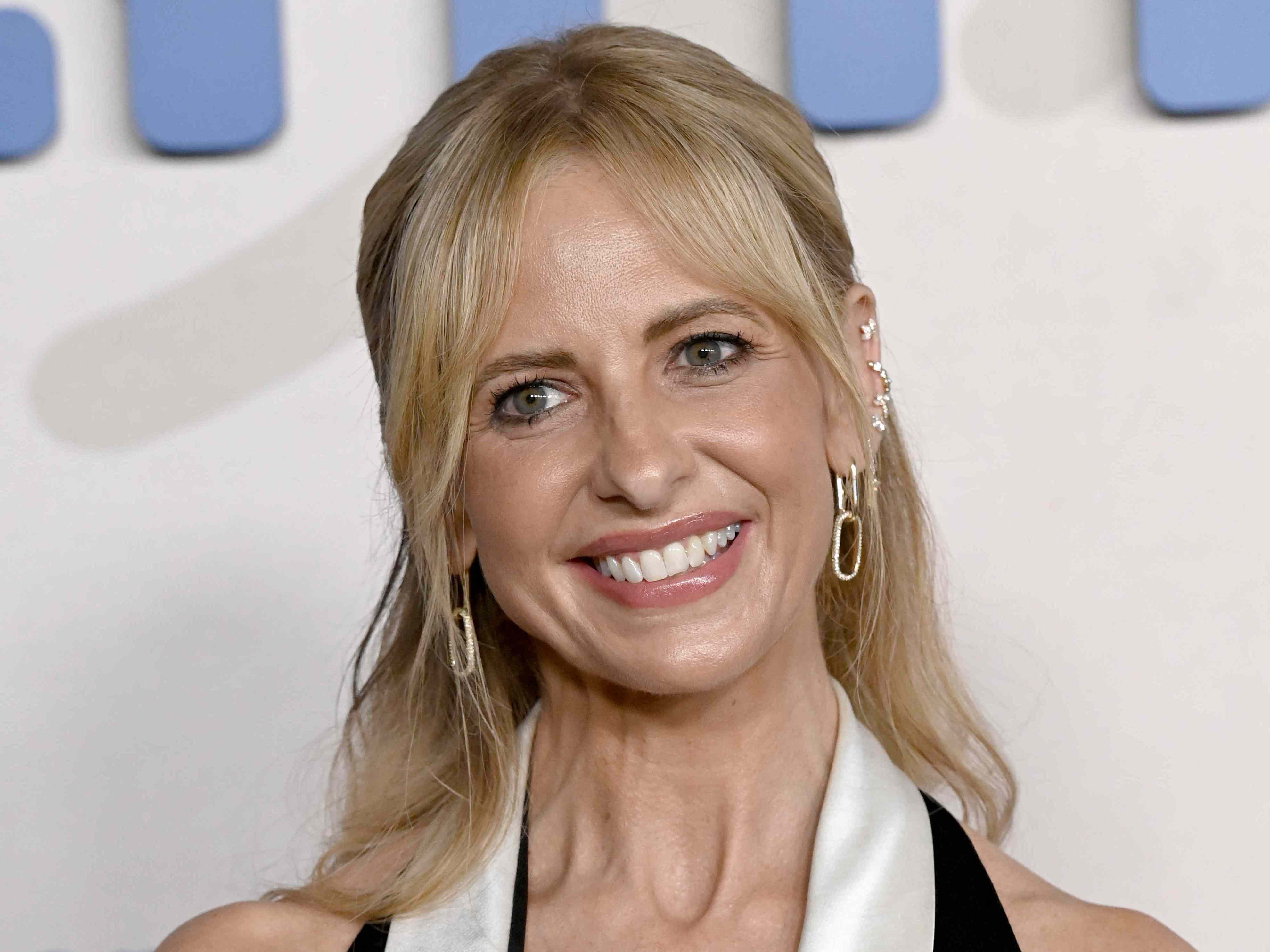 Sarah Michelle Gellar, 48, uses the skin-tightening face cream shoppers ...
