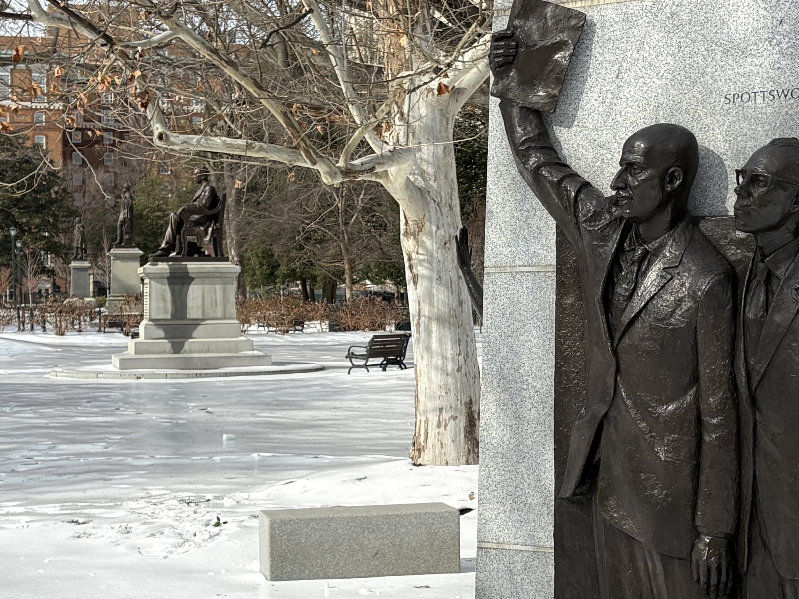 Confederate statues remain at Virginia’s Capitol. This bill would ...
