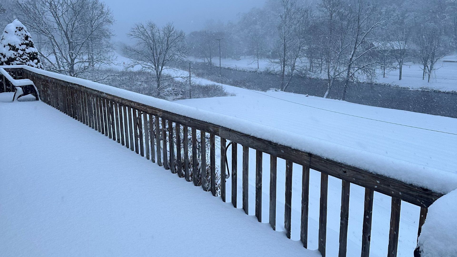 🔴 Live: Weekend snow arrives in the Carolinas