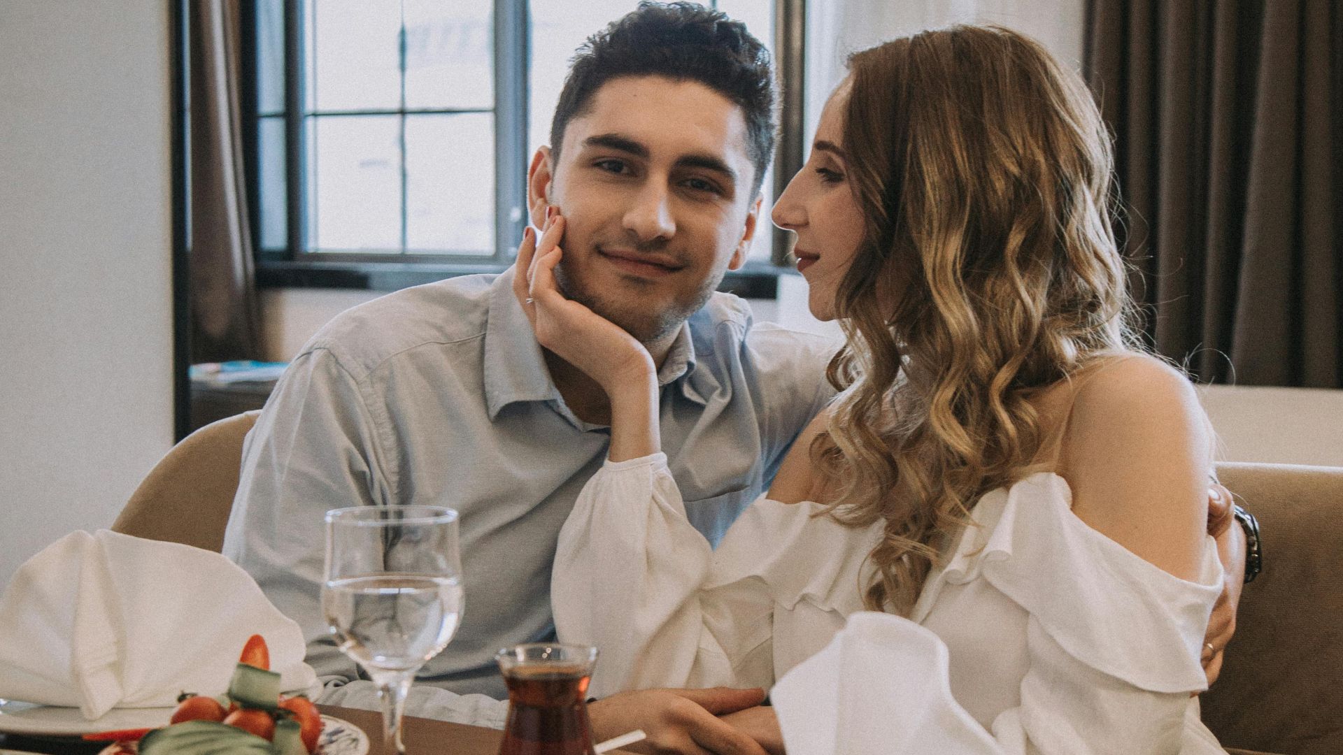 10 restaurants that make terrible first dates & 10 that are perfect options